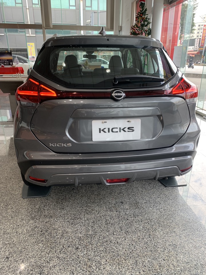 Kicks 小改款 - Mobile01